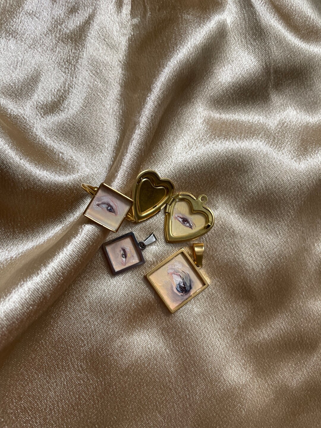 Custom Hand-painted Lovers Eye Locket Pendant Necklace - Etsy