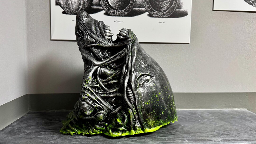 Xenomorph (alien Romulus Inspired) Life Size 1:1 ("bleeding" Target ...