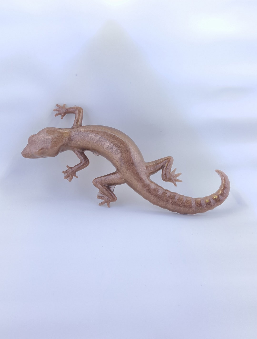 Gecko Figure pearl Red, White, Blue - Etsy