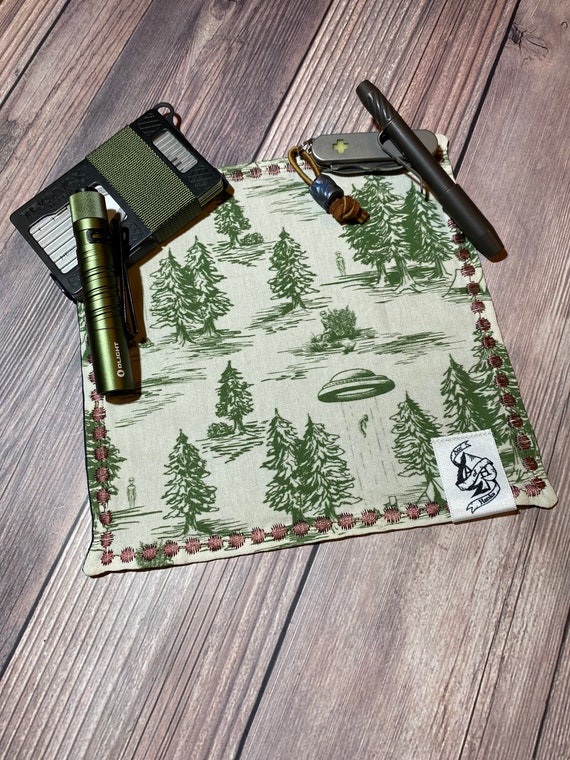 Alien Abduction in the Woods Theme EDC Microfiber Hank by Ace - Etsy