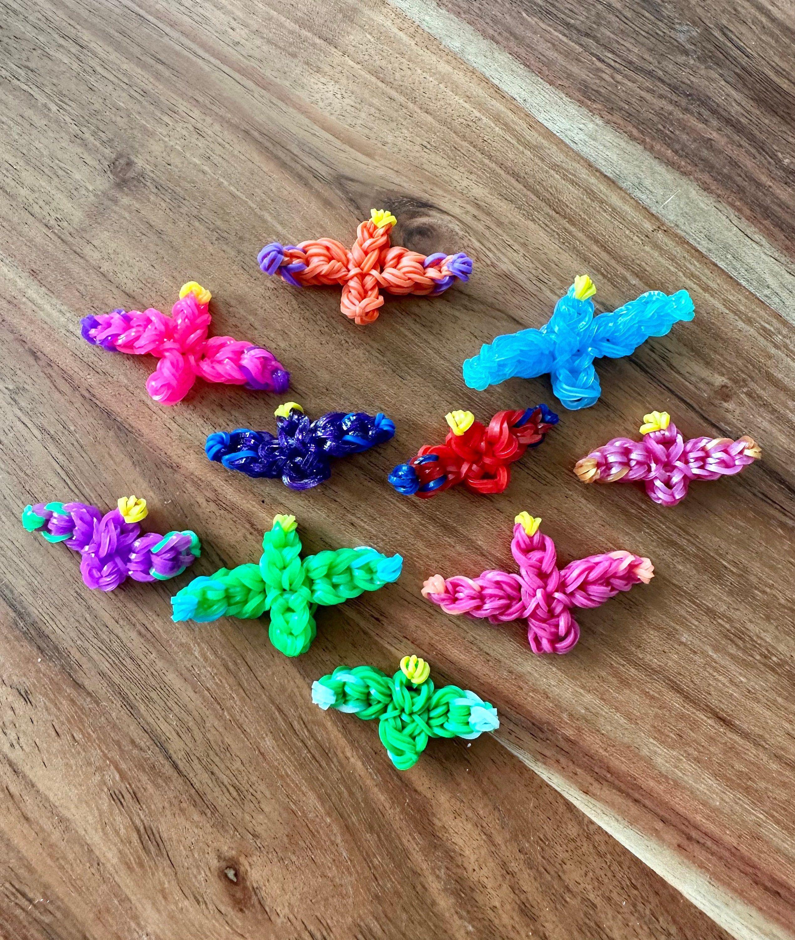 How To Make A Rainbow Loom Charm