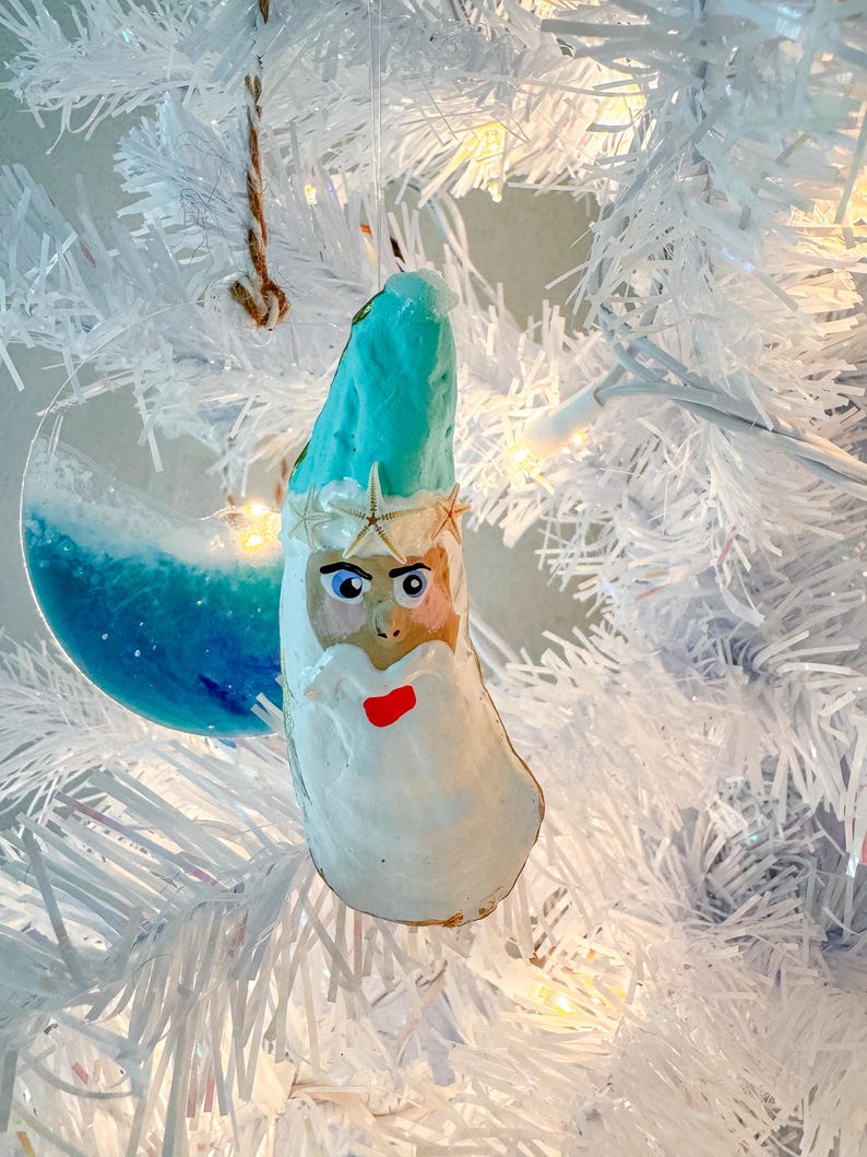 Hand Painted Coastal Santa Oyster Shell Ornaments - Etsy