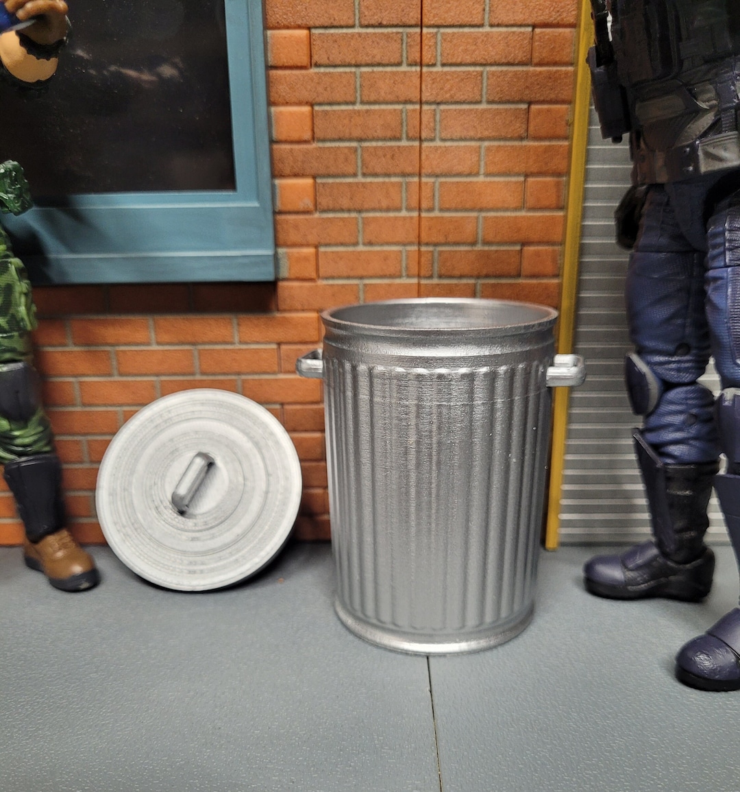 1:12/6 Inch Scale Trash Can With Removeable Lid - Etsy