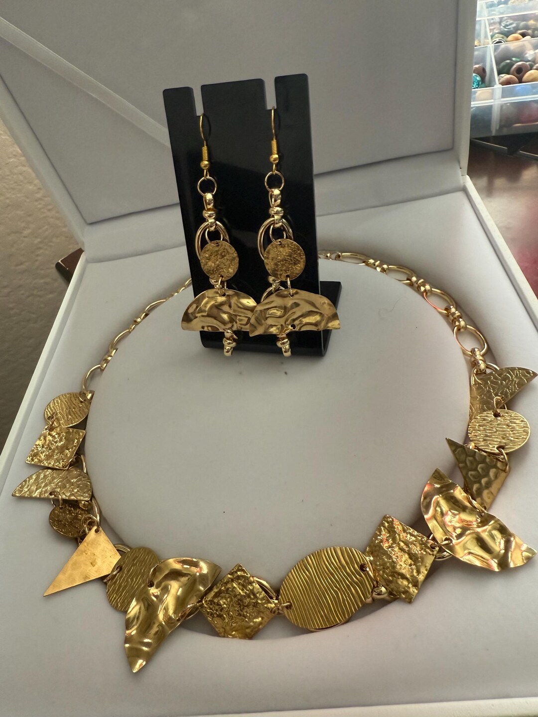 Tri-shaped Jewelry Set With Gold Filled Chain Linked Earrings, Bracelet ...