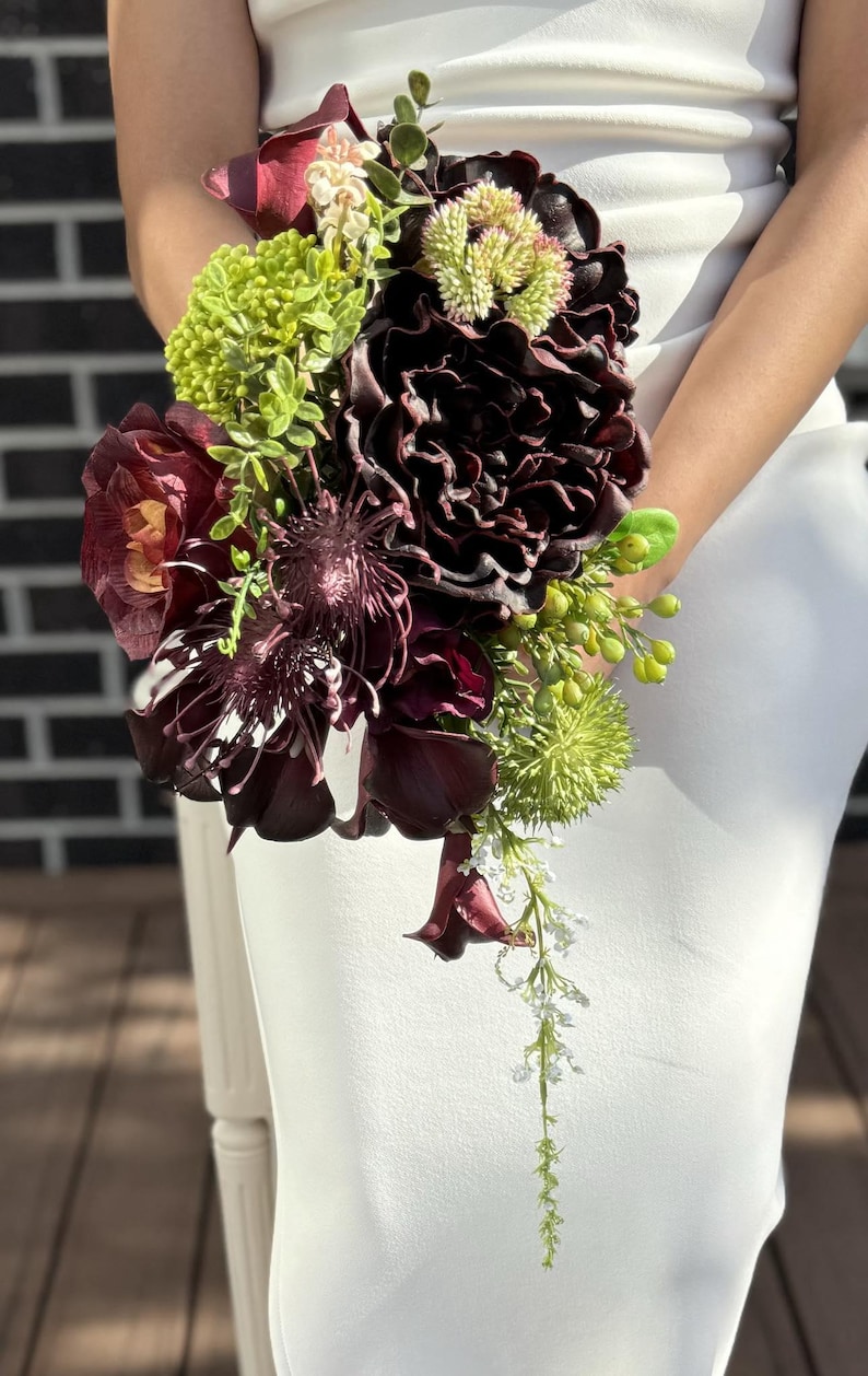 Handmade 'maroon Mood' Floral Bouquet - Deep Sensual Colours Bridal ...