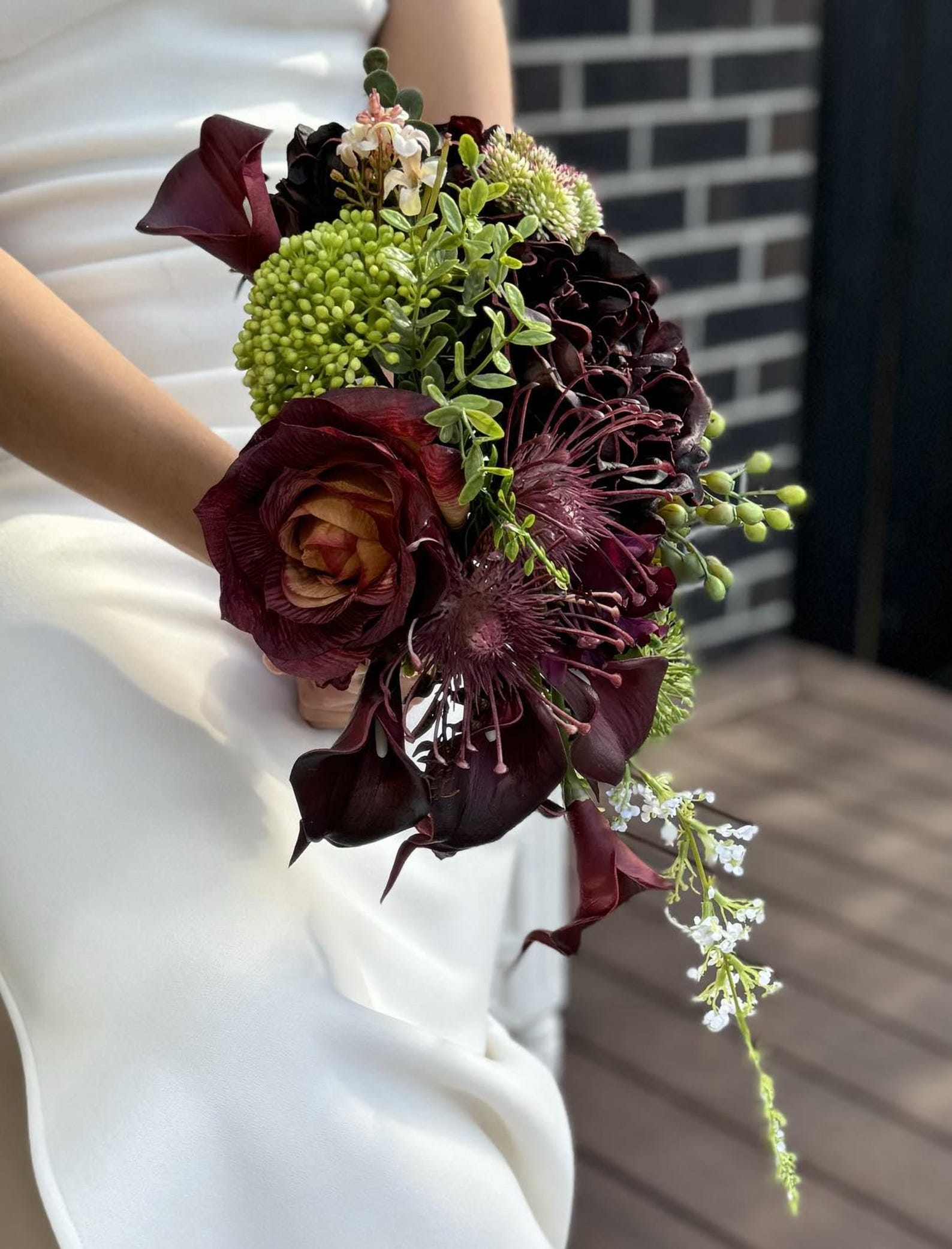 Handmade 'maroon Mood' Floral Bouquet - Deep Sensual Colours Bridal ...