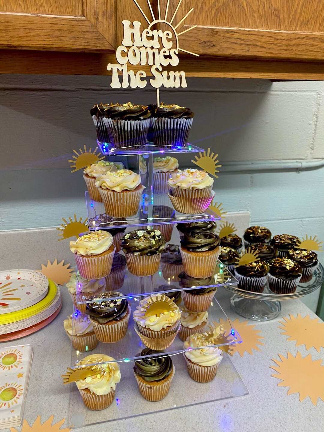 Here Comes the Sun Cake Topper *SVG ONLY* - Etsy