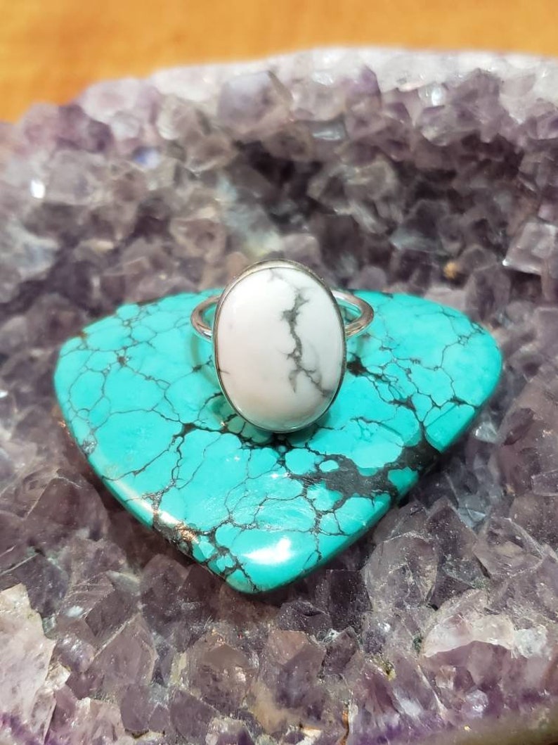 White Buffalo Ring/white Turquoise Ring/howlite/statement - Etsy
