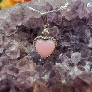 Pink Conch Shell Heart Pendant Necklace/pink Shell Heart/pink Stone ...