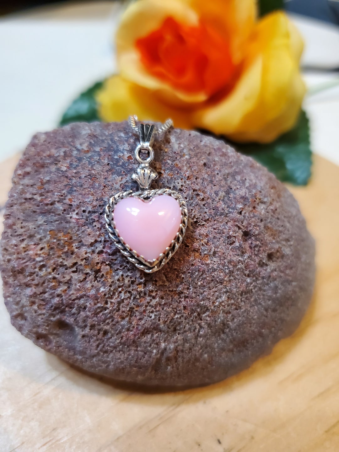 Pink Conch Shell Heart Pendant Necklace/pink Shell Heart/pink Stone ...