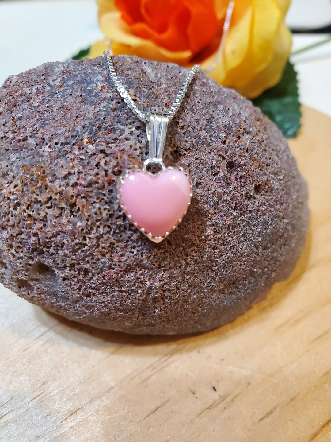 Pink Conch Shell Heart Pendant Necklace/pink Shell Heart/pink Stone ...