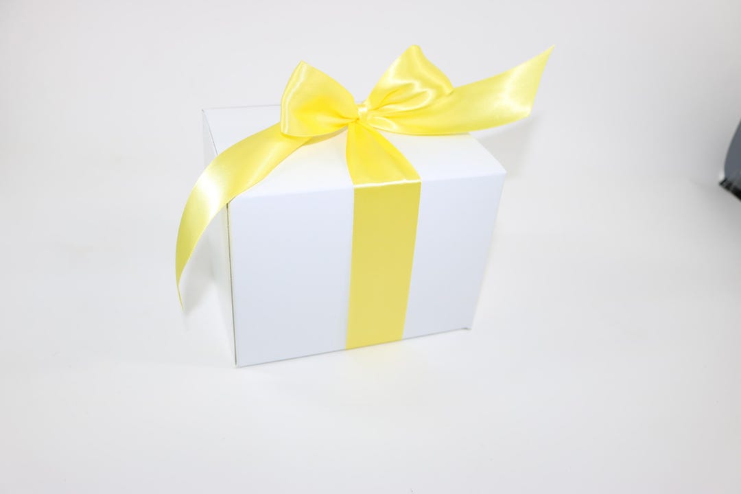 Gift Wrap: White Box, Yellow Tissue, Satin Ribbon - Etsy