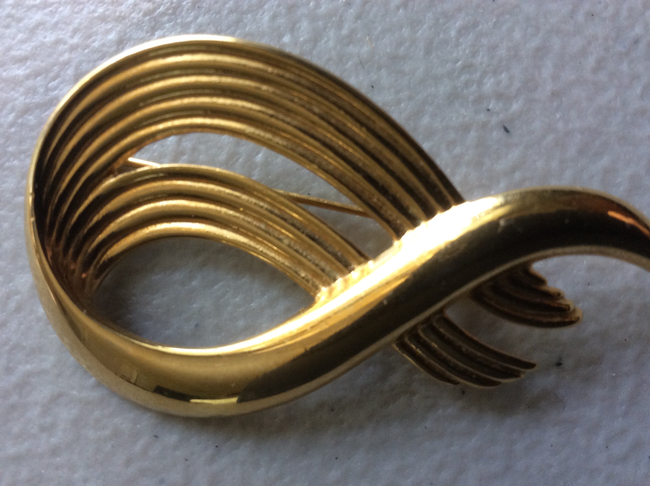 Vintage Monet Signed Gold Tone Brooch - Etsy UK