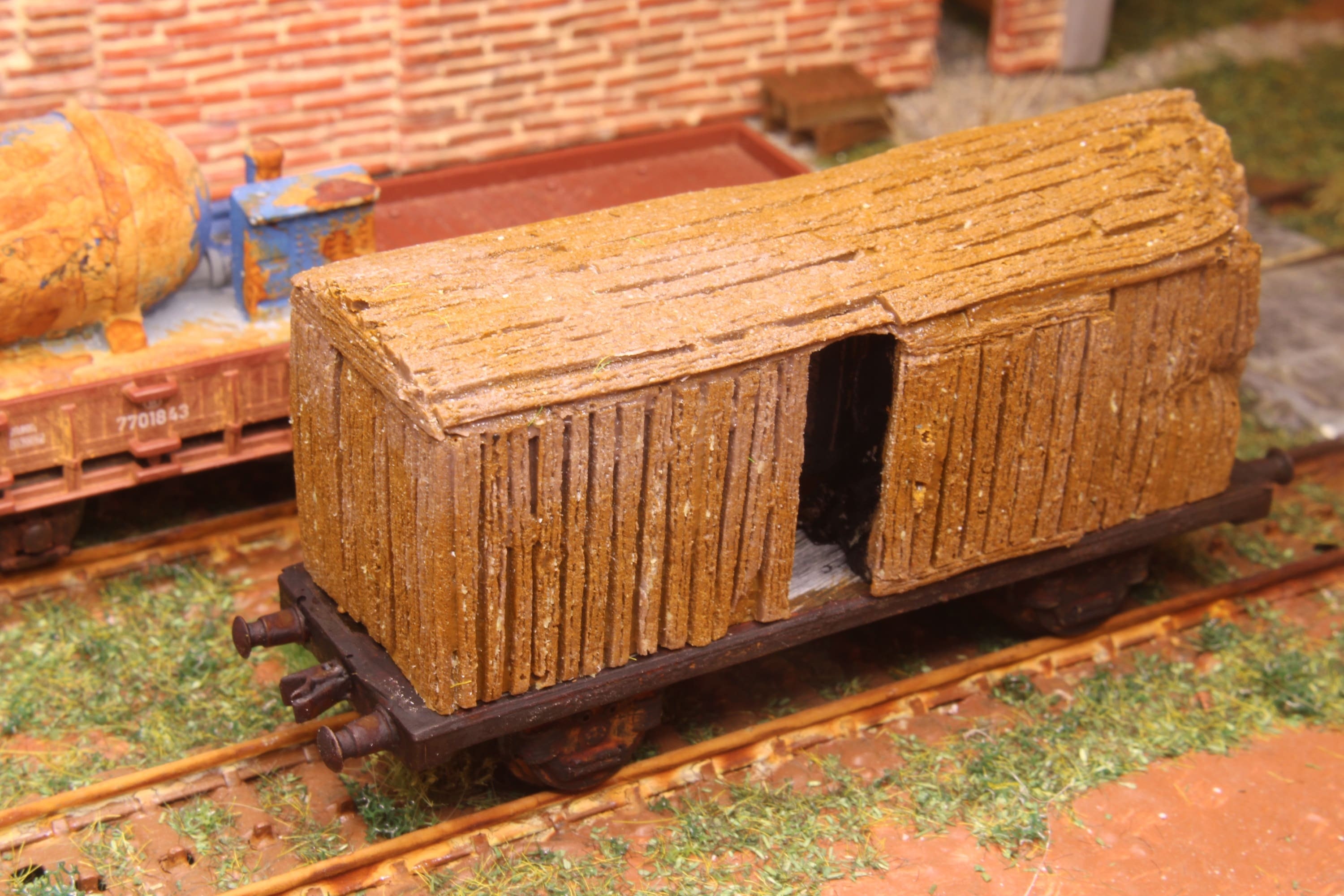 Wooden Damaged Boxcar HO Scale - Etsy