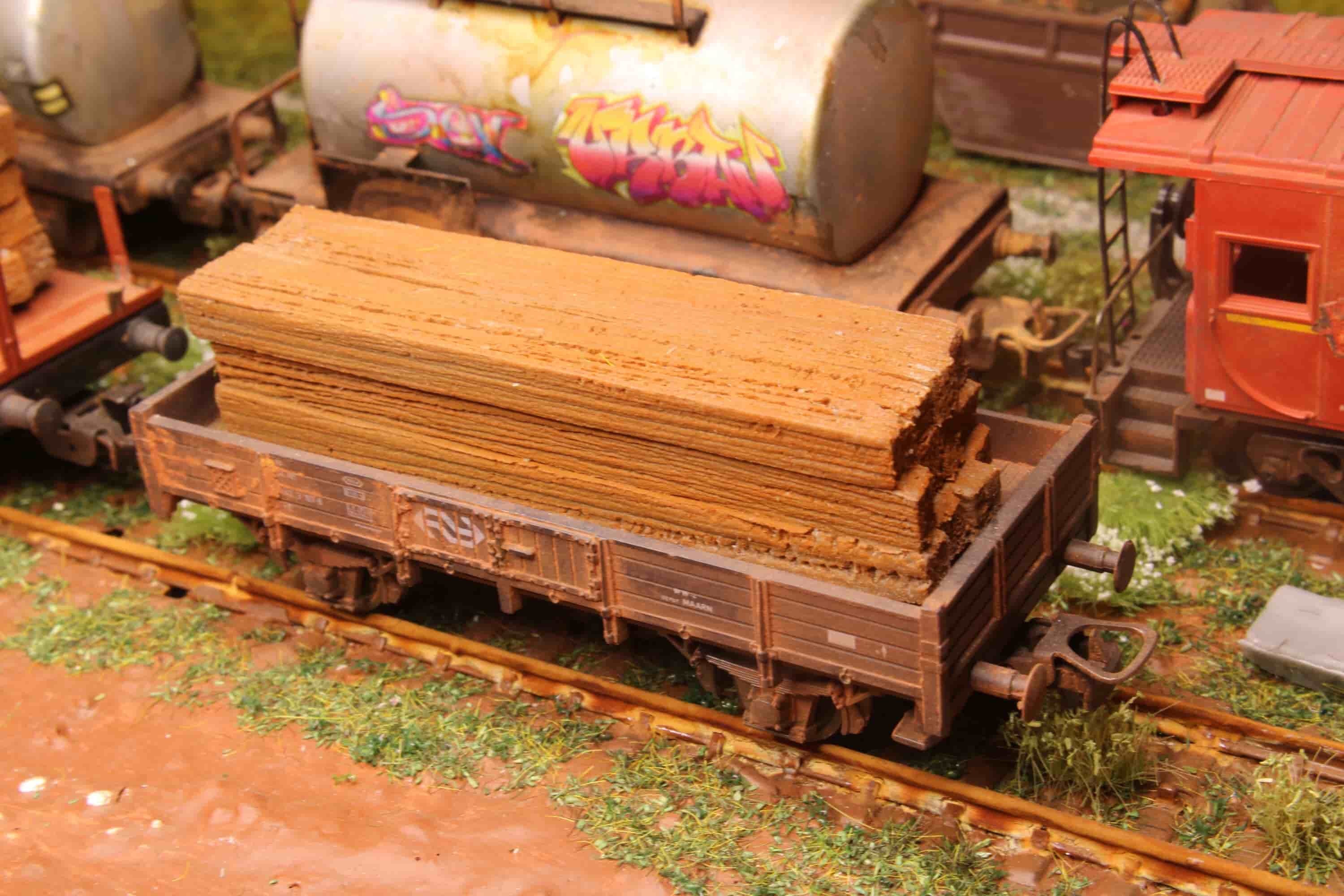 2 Stacks of Wooden Beams Ho-scale - Etsy