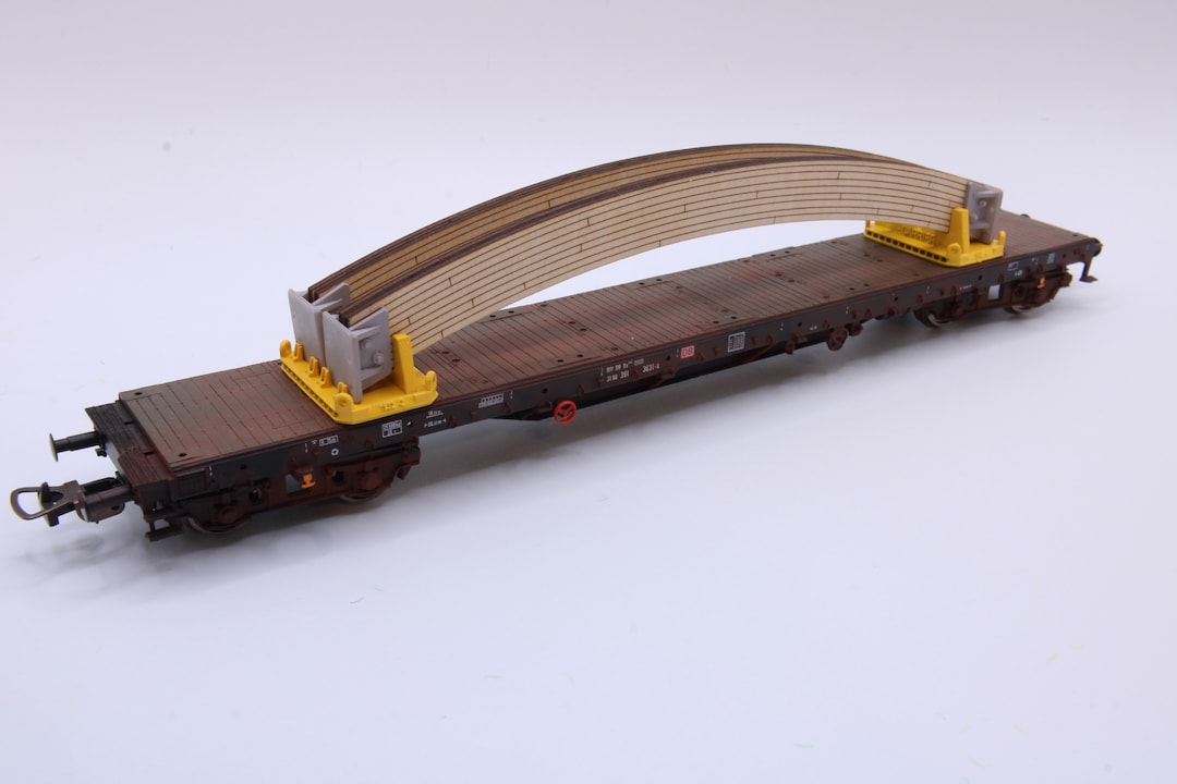 HO Scale Wooden Roof Beams on Pallets – Resin Train Load - Etsy