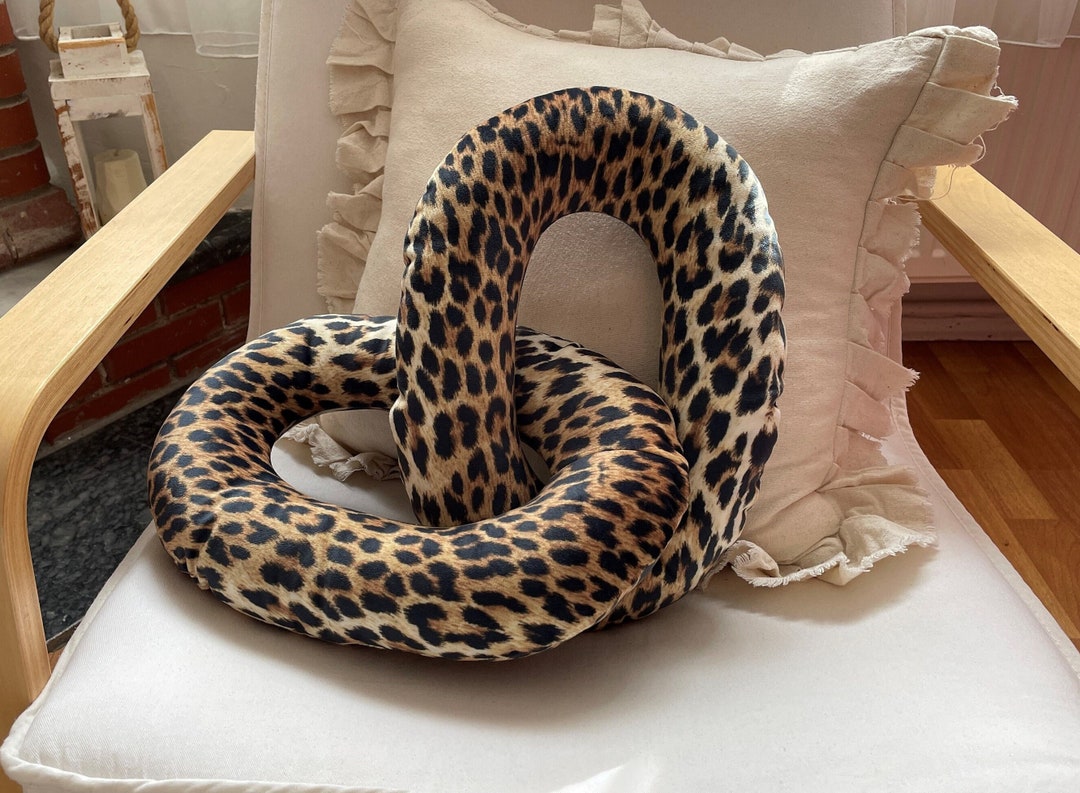 Cheetah Chain Link Wild Collection Decorative Pillow for Interior ...