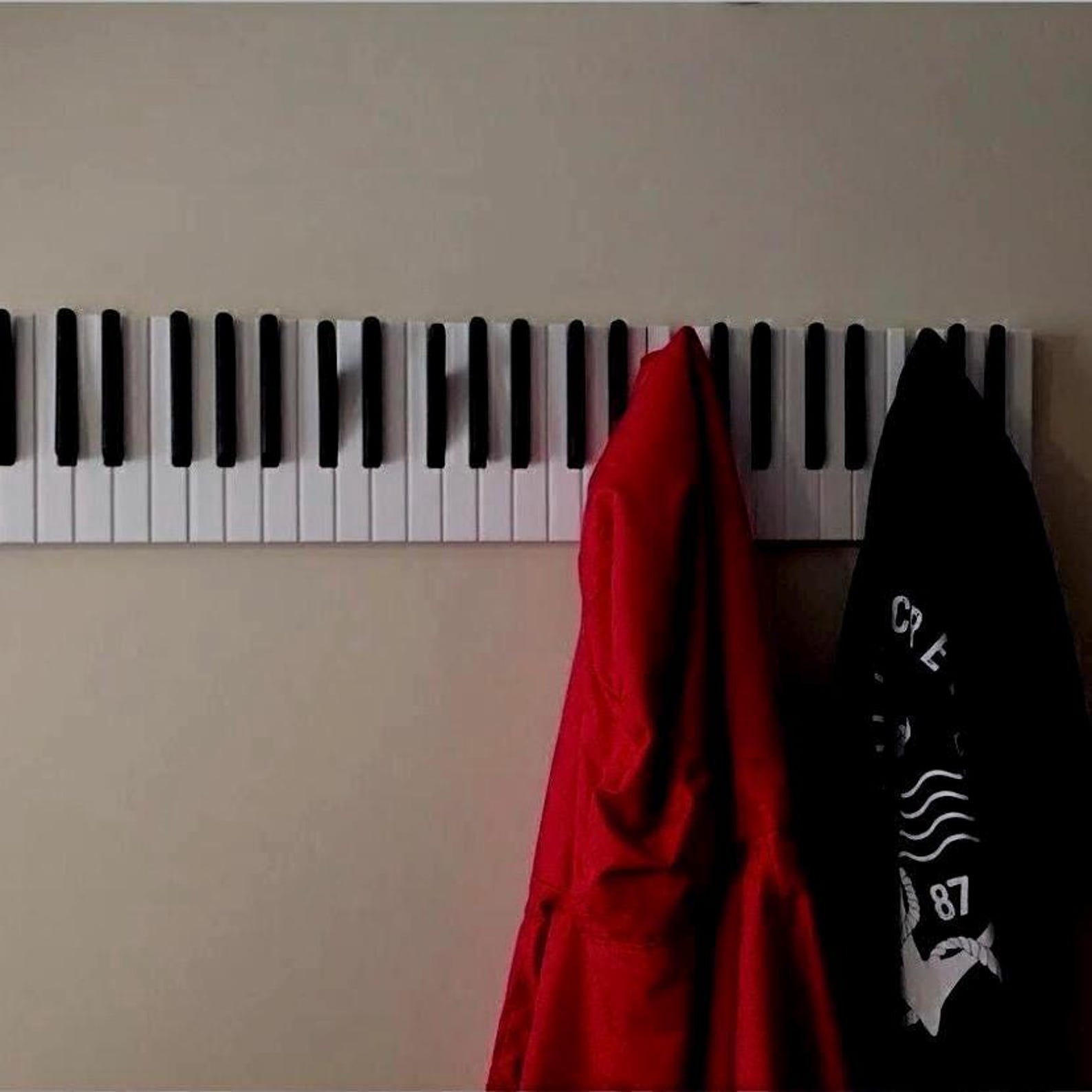 Decorative Wooden -key Piano Coat Rack - Vintage Design Wooden Hanger ...