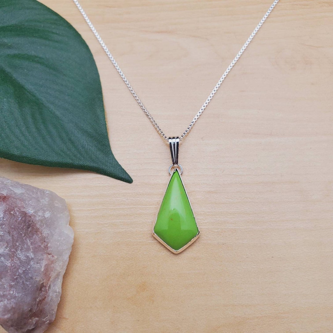 Socute925 Dainty Green Gaspeite Necklace Pendant With Silver Box Chain ...