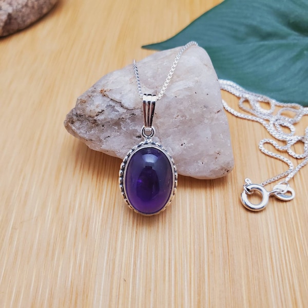 Big Pendant Necklace - Etsy