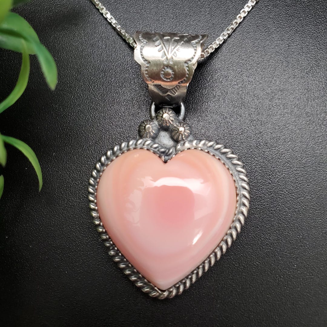 STN #84 | Lovely Pink Queen Conch Heart Necklace Pendant | Big Sterling ...