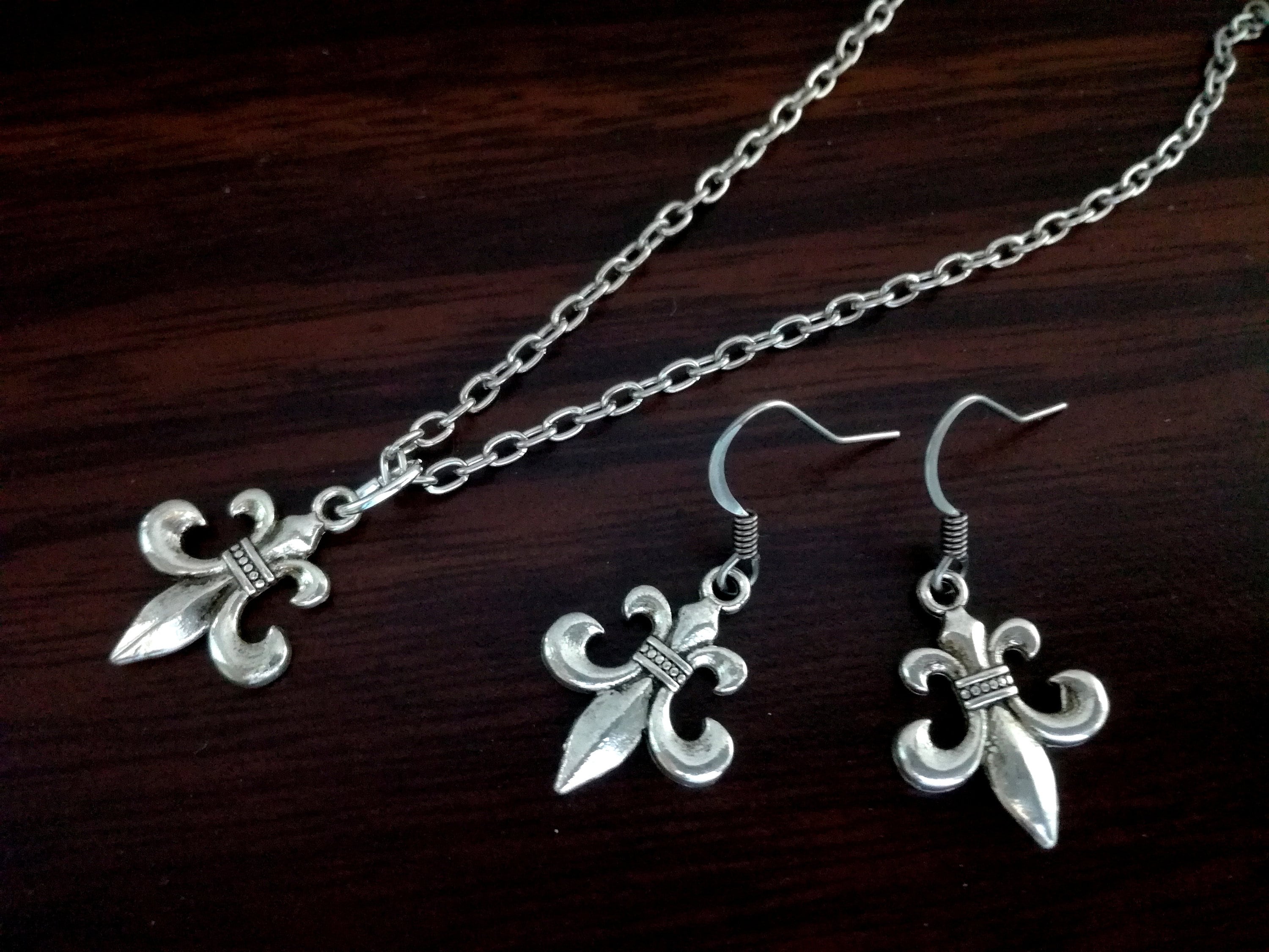 Misa Anime Earrings Fleur De Lis Earrings Death Cross Earrings Misa ...