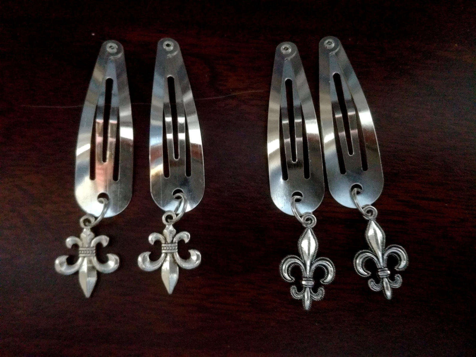 Misa Anime Hair Clips 1 Pair Metal Hair Clips Fleur De Lis Hair Clips ...