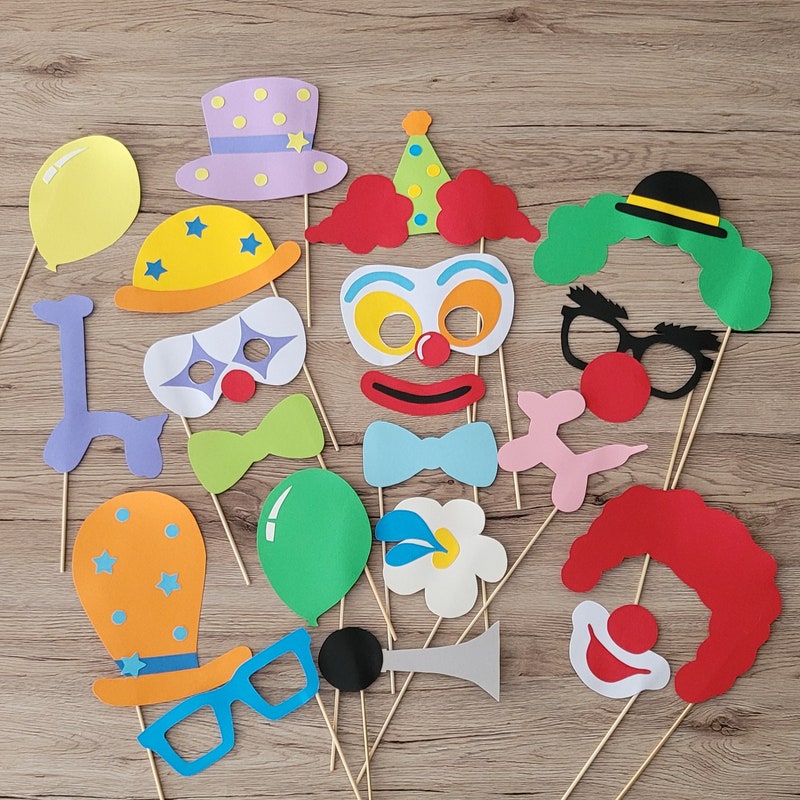 Clown Photo Booth - Etsy