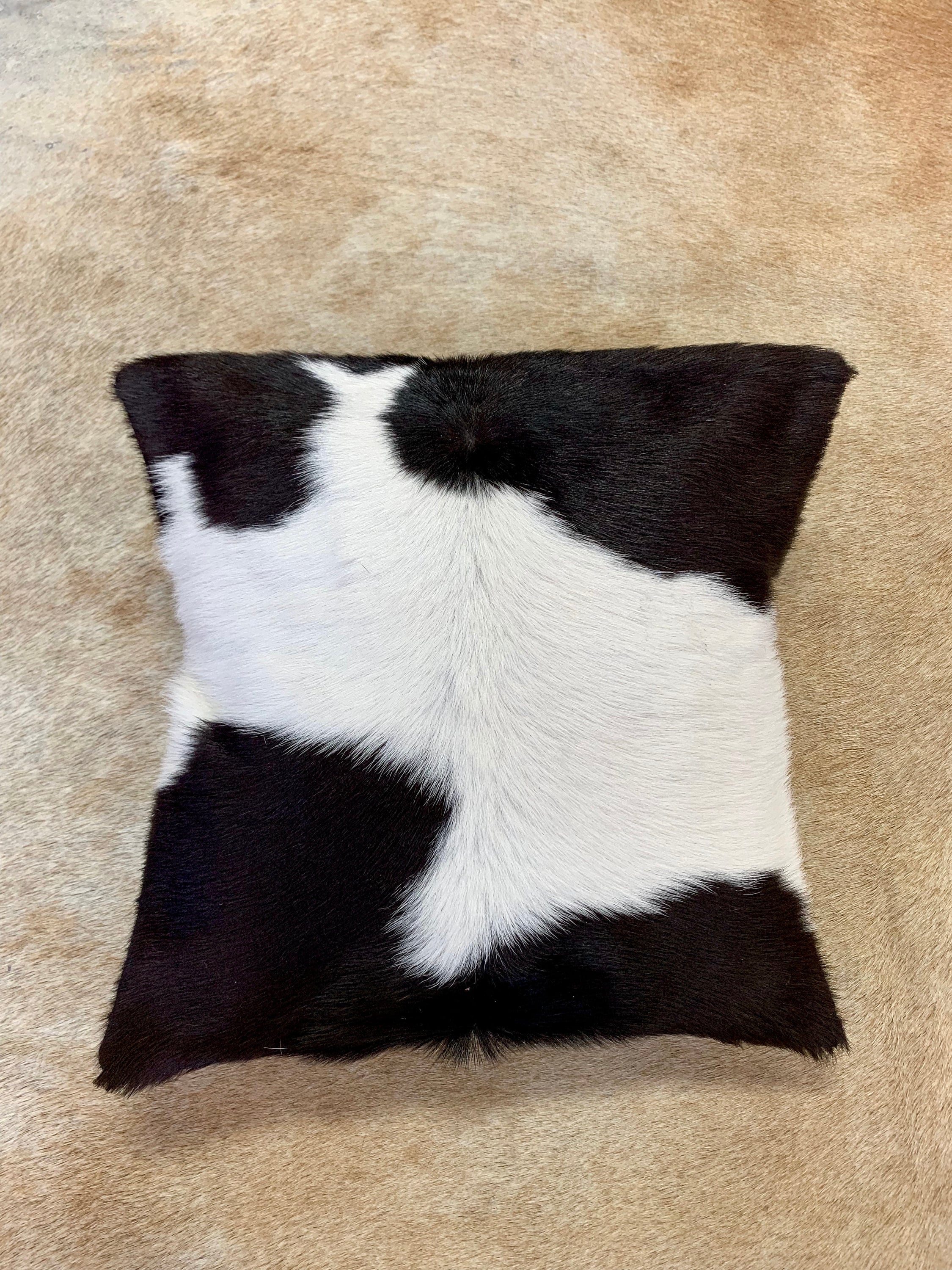 100 % Natural Cowhide Luxurious Hair on Cushion/ Pillow Cover Cowhide ...