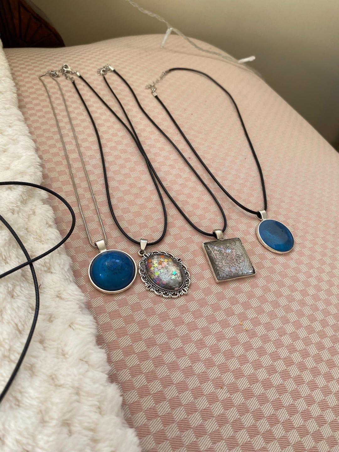 Resin Knock Laces and Buttons - Etsy