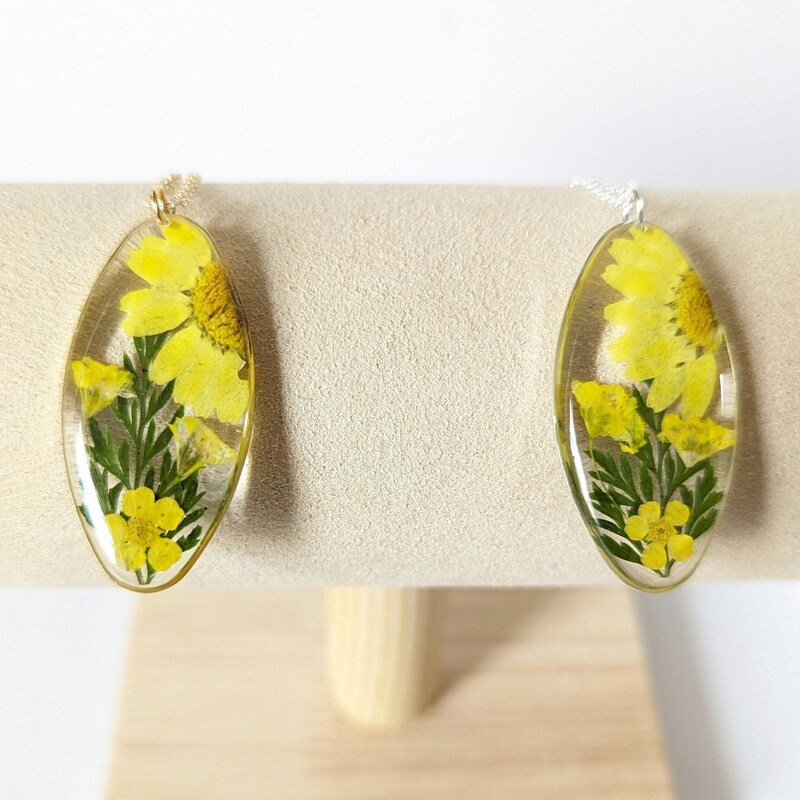Yellow Flower Necklace - Etsy