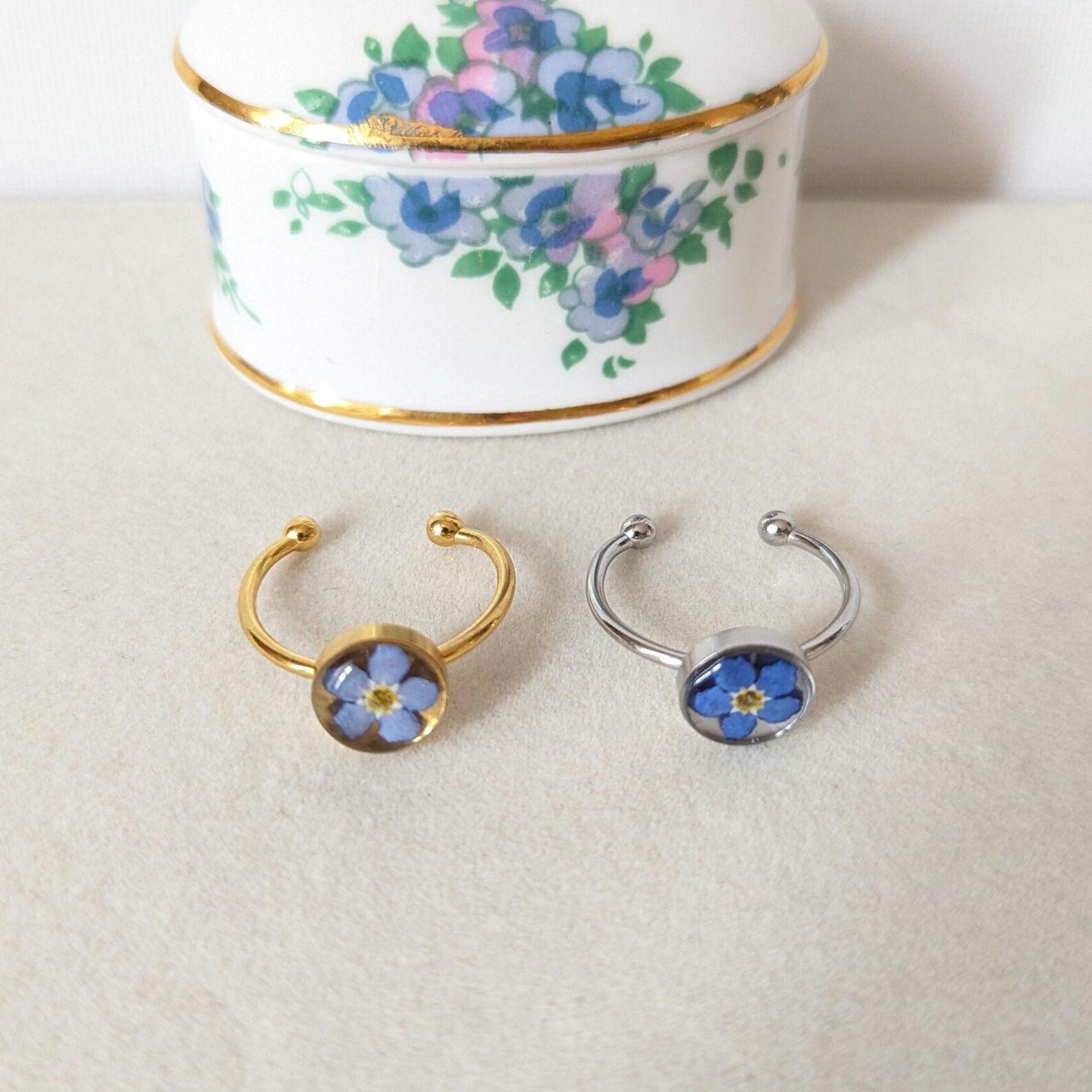 Forget Me Not Flower Resin Ring, Adjustable Stainless Steel Band ...