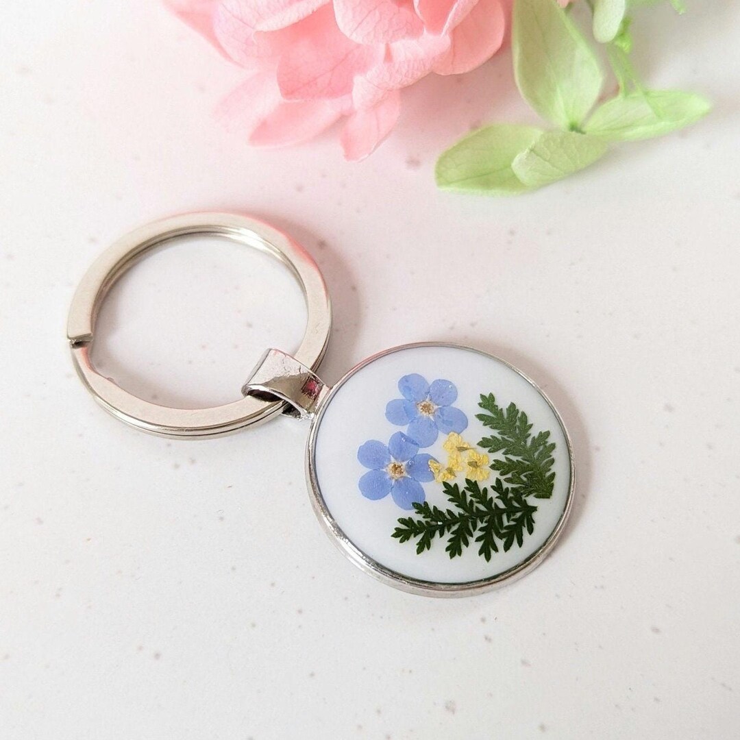 Real Forget Me Not Flower and Fern Resin Keyring, Pressed Flower ...