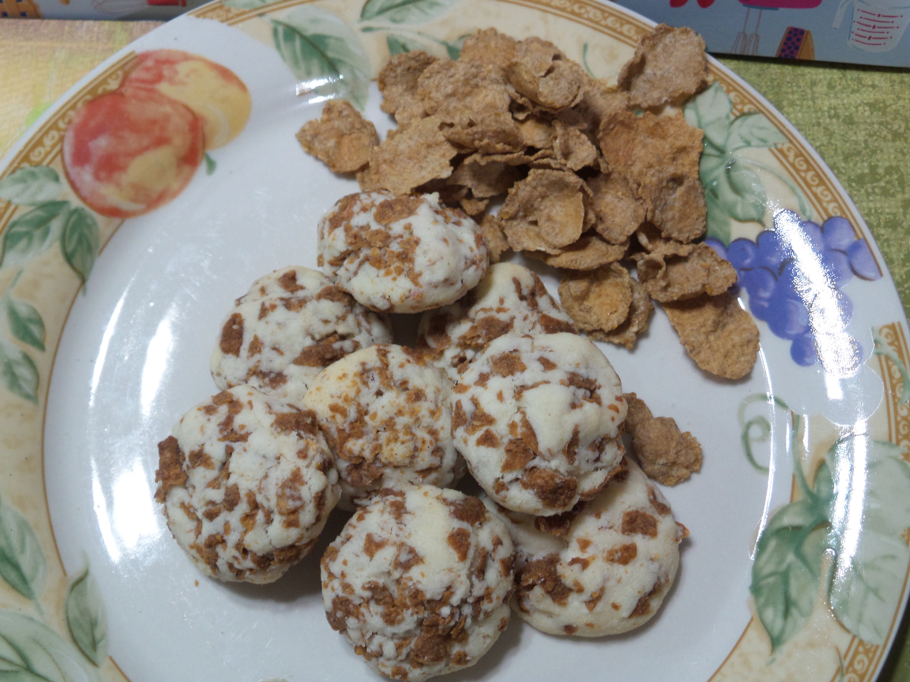 Cheeto Cookies/Oreo Cookies/Multi-grain Cinnamon Flake Cookies Great ...
