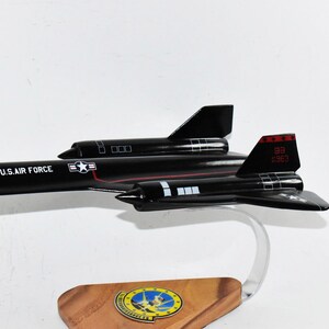 1st Reconnaissance Squadron SR-71 Model Mahogany Scale Model - Etsy