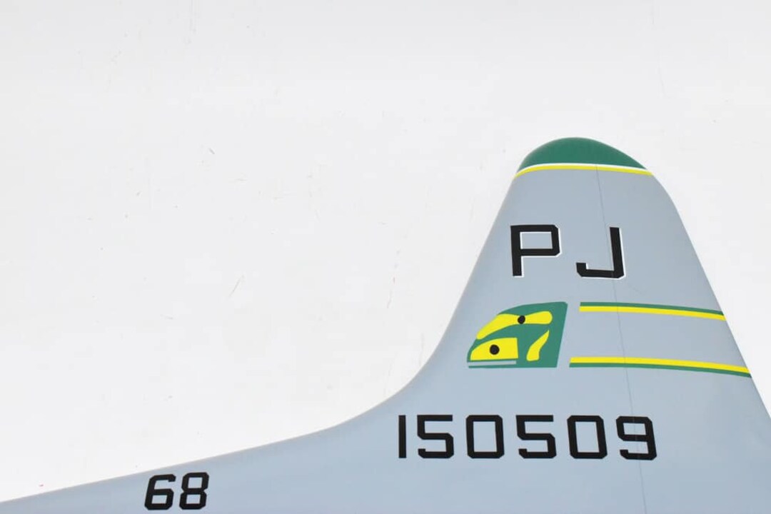 VP-69 Totems P-3 Tailflash, Navy, 20, Mahogany, Patrol - Etsy