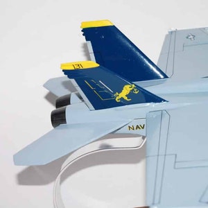 VFA-32 Fighting Swordsmen F/A-18F Super Hornet Model Navy - Etsy