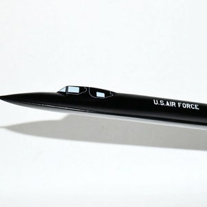 1st Reconnaissance Squadron SR-71 Model - Etsy