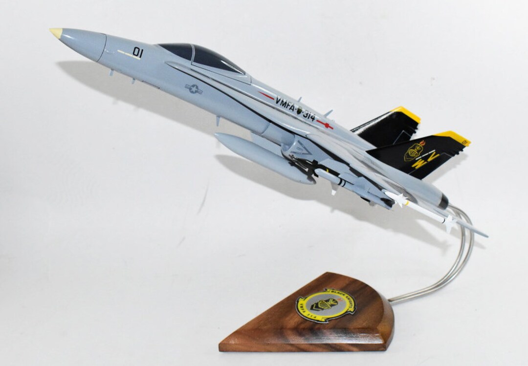 VMFA-314 Black Knights F/A-18C Model, 1/37th 18 Scale, Mahogany - Etsy