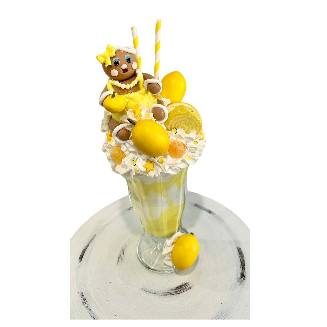 Yellow Summer Lemon Faux Extreme Shake Decor With Gingerbread Girl ...