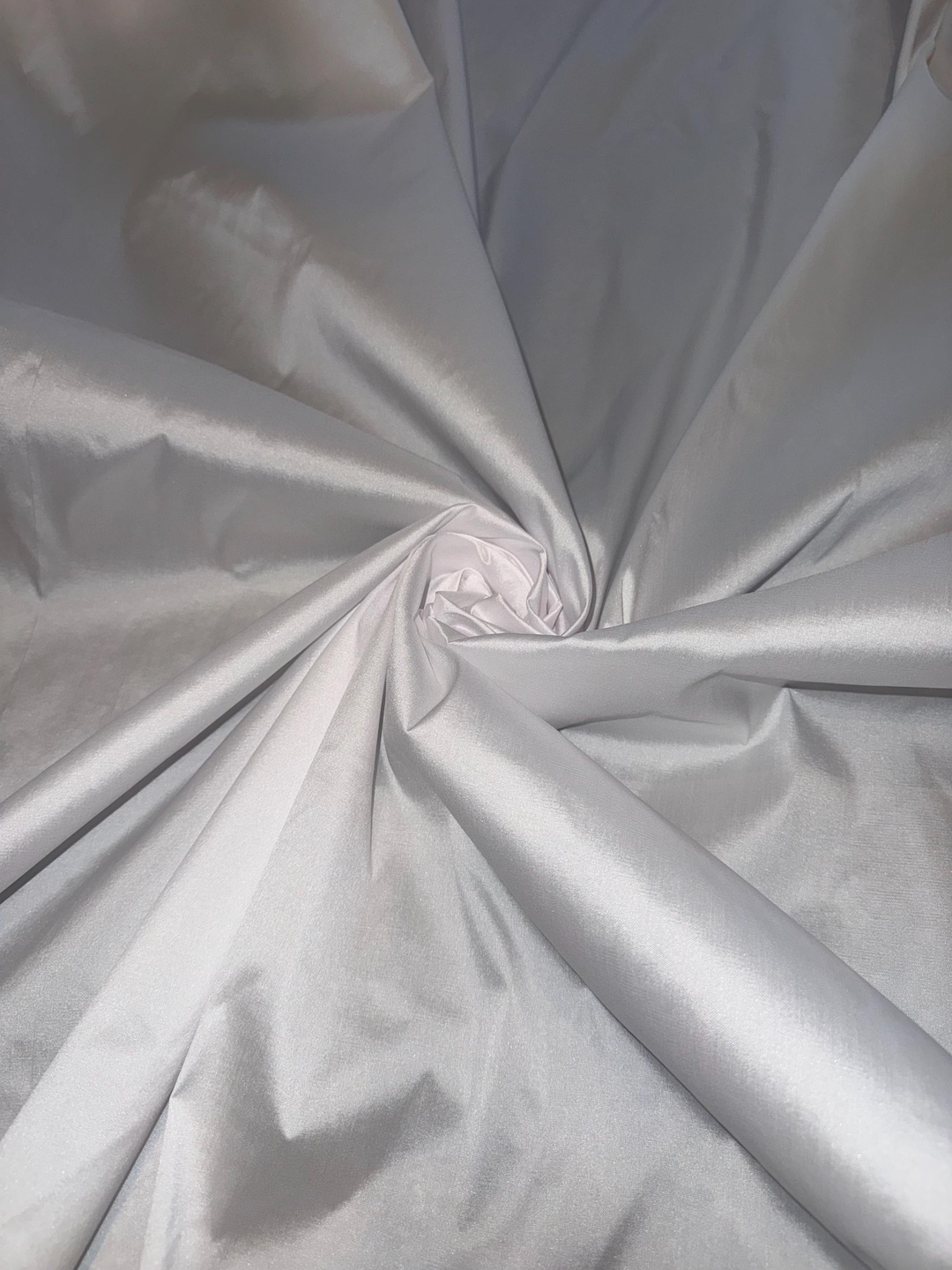 1 Meter White Shiny Crispy Bridal Taffeta Fabric 58” Wide Dressmaking ...