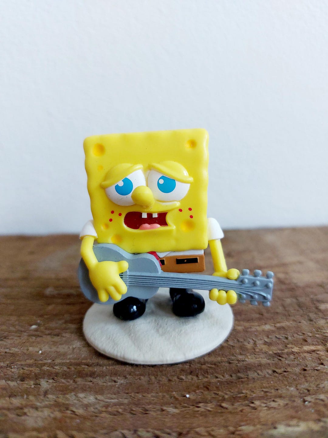Funko Mini Vinyl Figure - Spongebob Squarepants - SPONGEBOB [guitar](2 ...