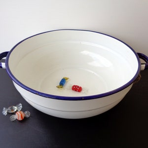Vintage Enamelled White Enamel Wash Basin Bowl Planter, Kitchen Decor ...
