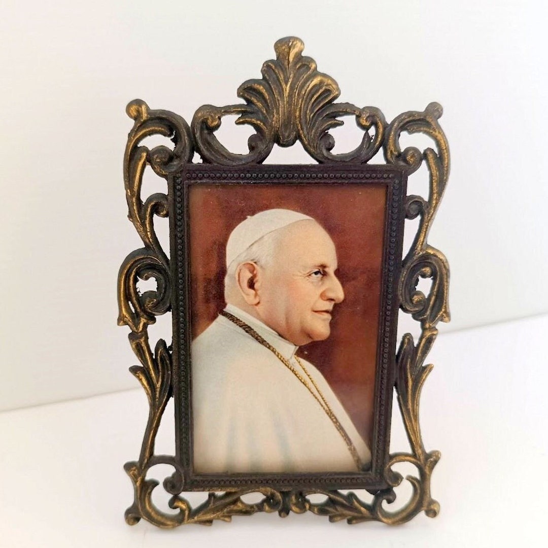 Small Old Brass Italian Desk Image of Pope John XXIII, Art Nouveau ...
