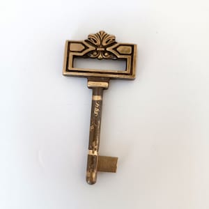 Vintage Italy Collectible Skeleton Folding Key, Ornate, Fancy ...