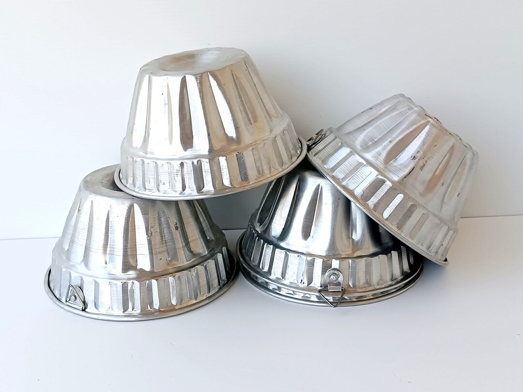 Vintage ITALIAN 70s Old Pudding Mold Pan Aluminum Tin Pan - Etsy