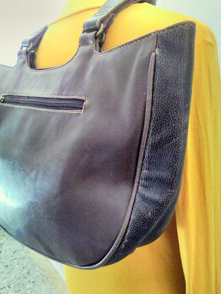 Vintage Italy Branded Vintage David Jones Bag, Genuine Brown Leather ...