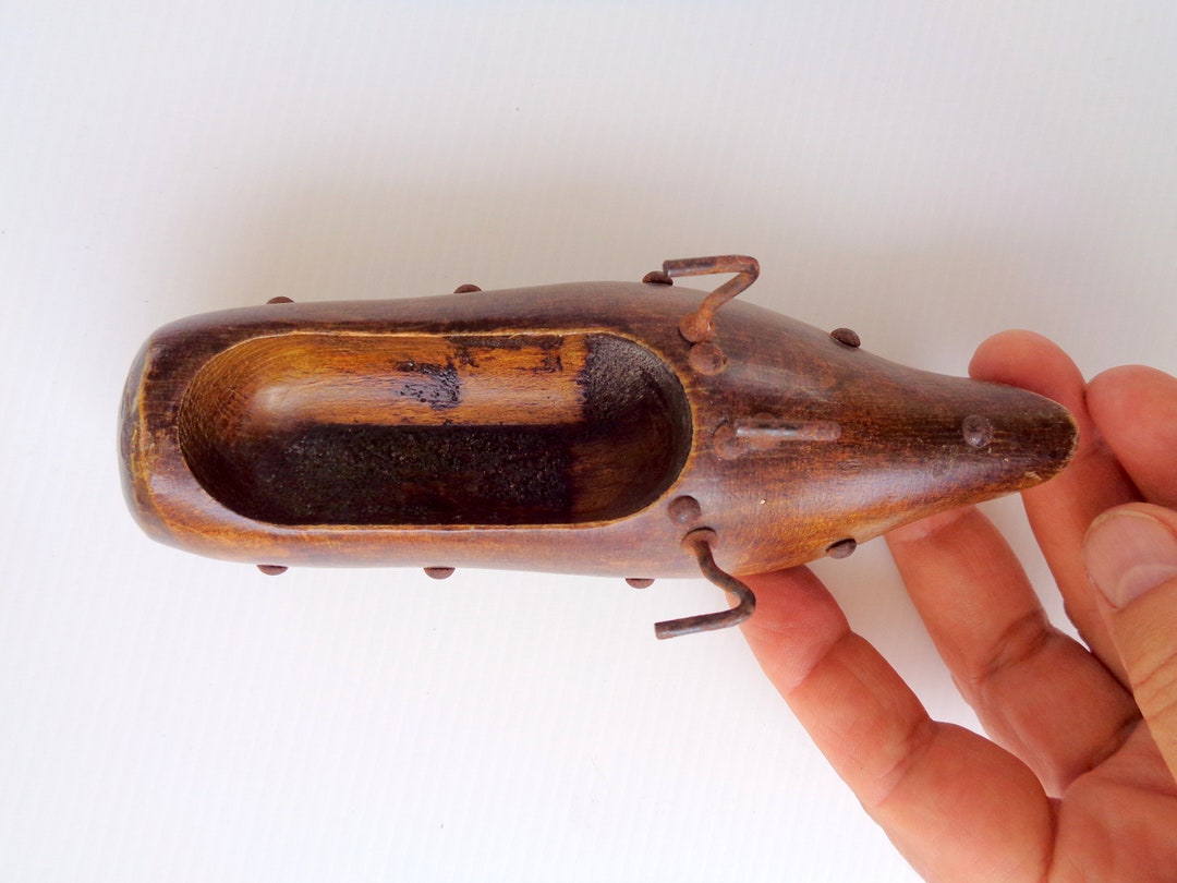 Vintage Italy Wooden Shoe Key Holder Wood Hand Carved Home Decorations ...