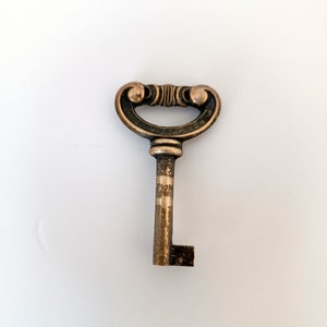 Vintage Italy Collectible Skeleton Folding Key, Ornate, Fancy ...