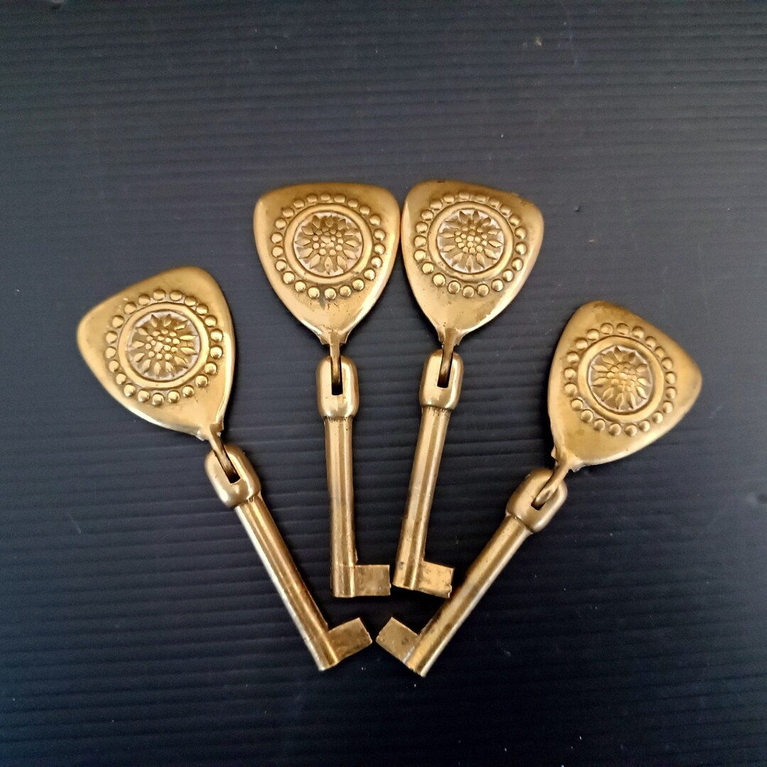 Rare Vintage Italy Collectible Brass Skeleton Key, Ornate, Fancy ...